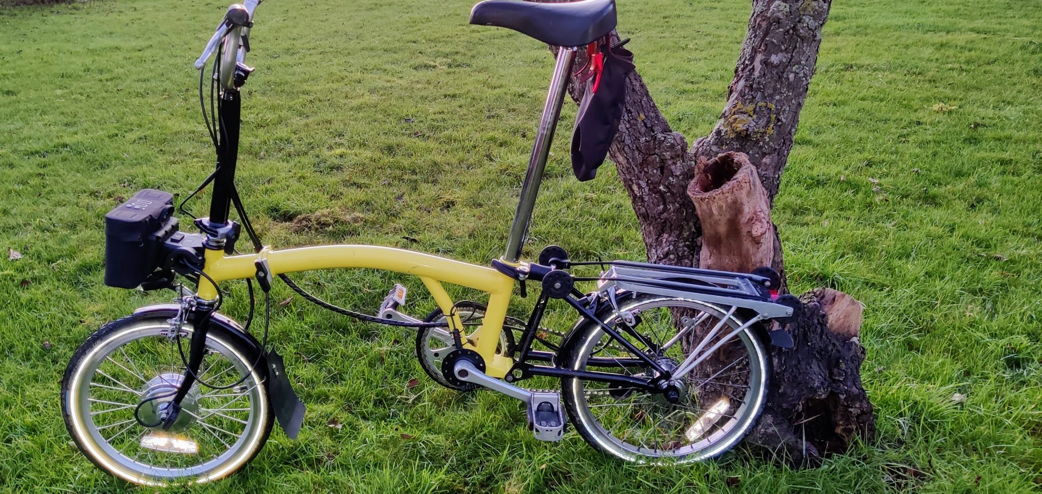 Brompton rear rack bag - KlickFix alternative to the front carrier ...